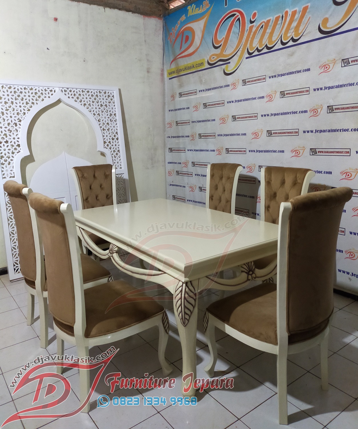 Set Meja Kursi Makan Duco Ukir | Furniture Jepara | Mebel Minimalis ...