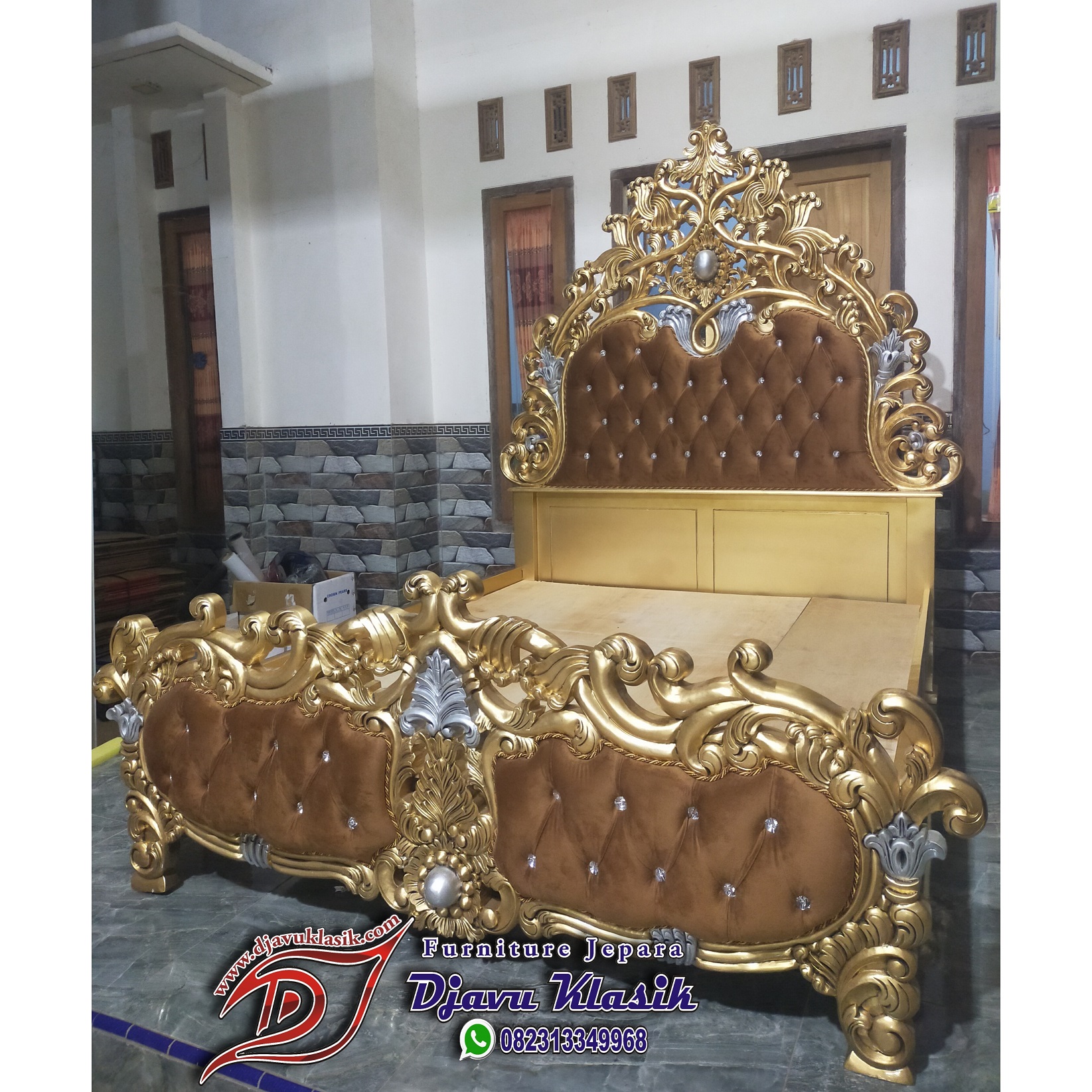 Tempat Tidur Royal Ukir | Furniture Jepara | Mebel Minimalis Ukiran ...